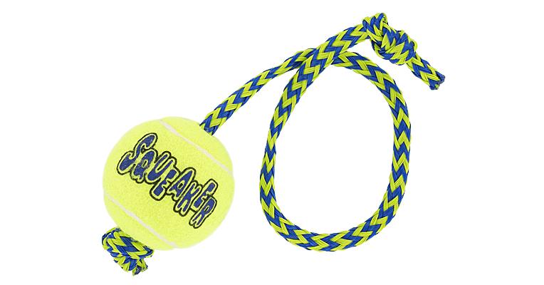 Kong Squeaker Ball with Throw Rope - Clean Run